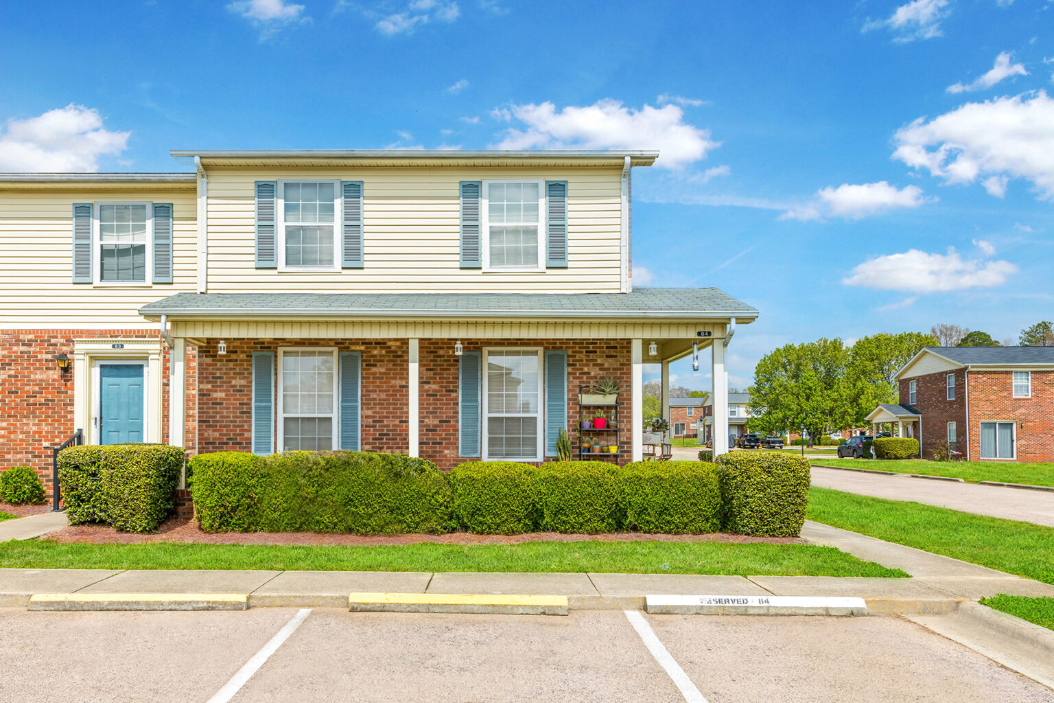 Apartments – ConcordView Townhomes